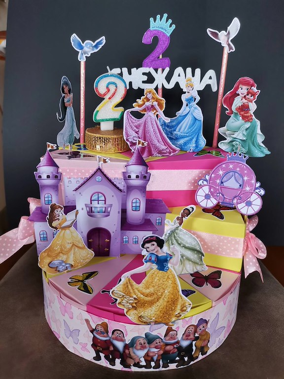 Kartonska torta Princeze