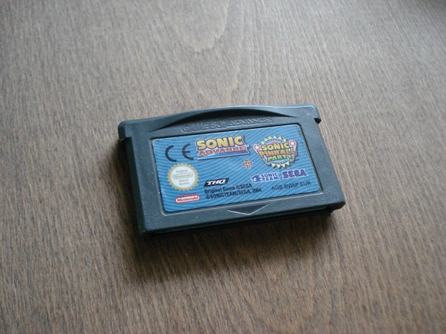 Sonic Advance + Pinball Party / Game Boy Advance