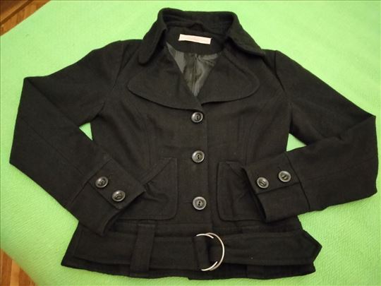Crna kratka jakna Vero moda