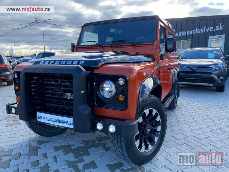 Land Rover Defender