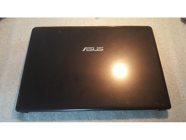 Gornji deo kucista za Asus X401U