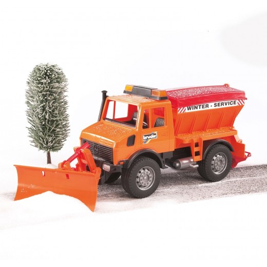 Kamion MB Unimog Winter servis