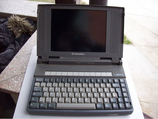 Commodore C386SX-LT
