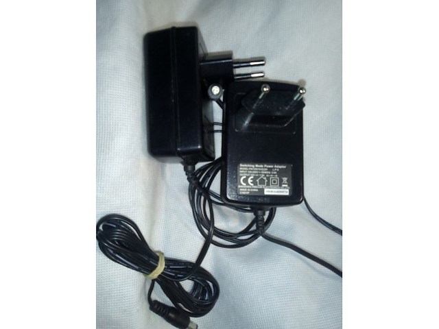 AC-DC Adapter 12V 1.5A model:FM120015-EU24