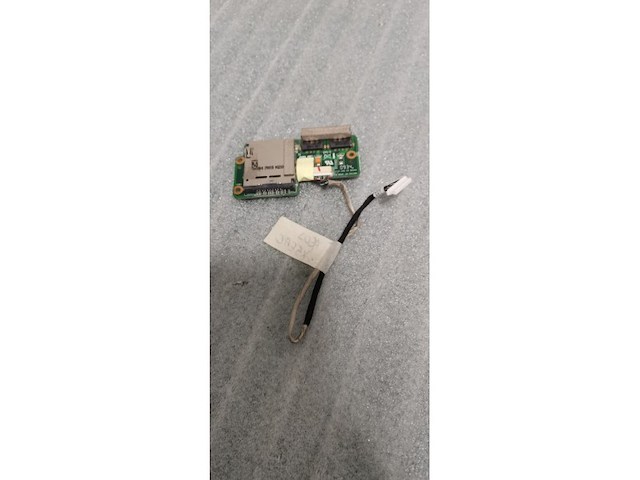 USB i citac kartica za Asus X5EAC