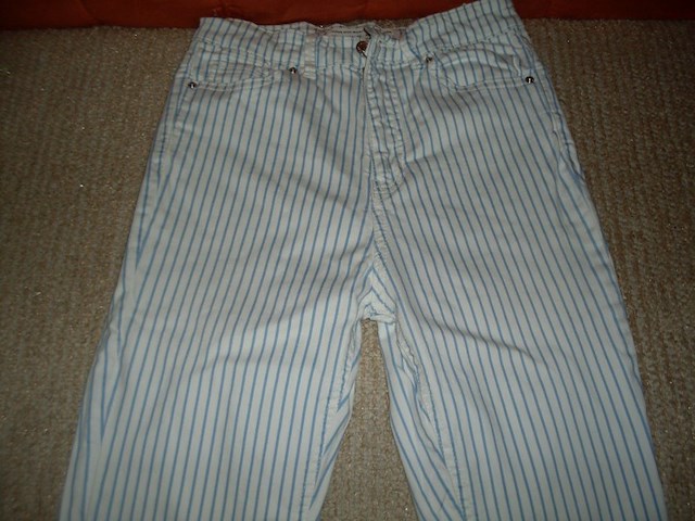 STRADIVARIUS pantalone belo plave VEL.34