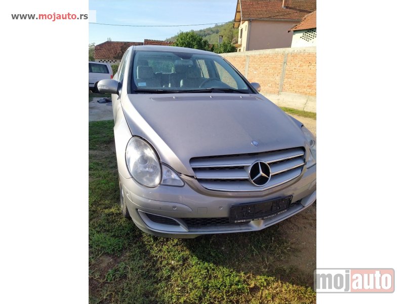 Delovi za mercedes R 320 CDI