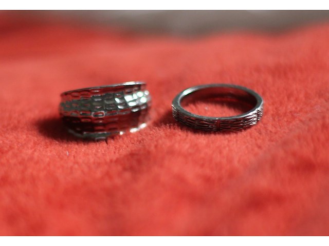 Dva prstena H&;M