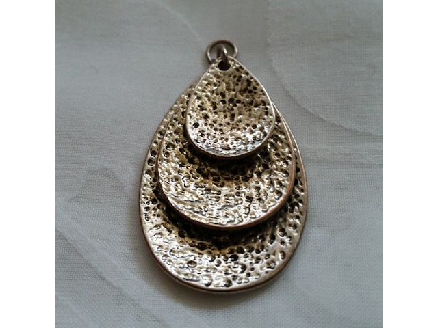 stari privezak tri delica