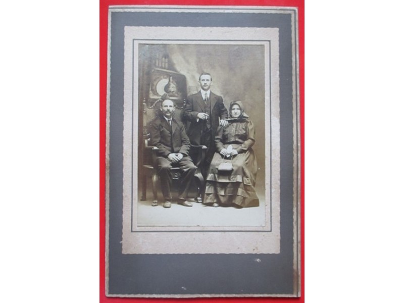 Fotografija na Kartonu,Kartonka-Porodični Portret