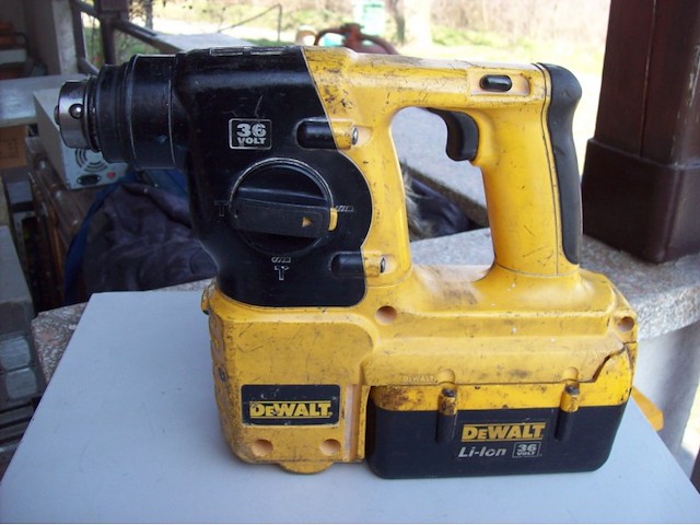 DEWALT DC234  36 volti Li-Ion + baterija