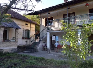 Prodaja Seosko domaćinstvo - Trstenik, Grabovac