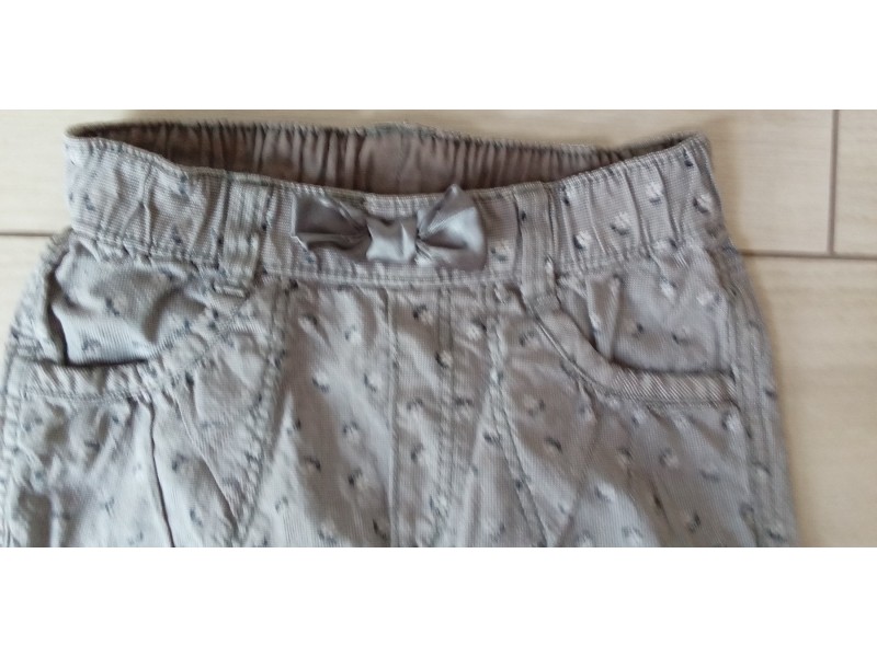 H&M pantalone vel. 110