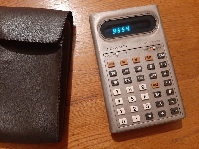 Retro kalkulator LLOYD`S accumatic 333- Made in Japan