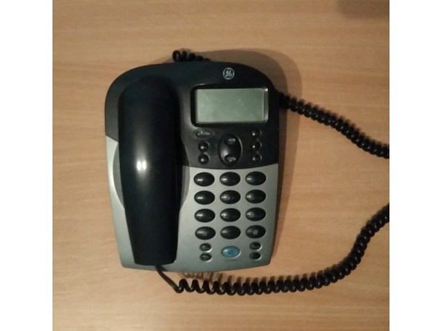 Crni fiksni telefon