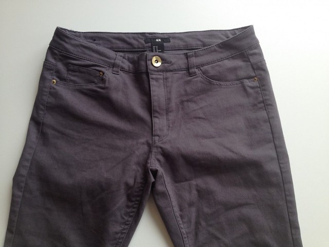 pantalone  40 ( H&;;M )