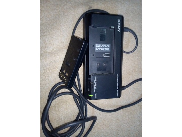 AC-DC Adapter 7,5V 1,6A VTR i 10V 1,3A BAT Sony AC-V60A