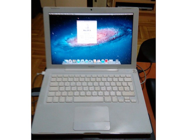 Laptop (63) MacBook A1181