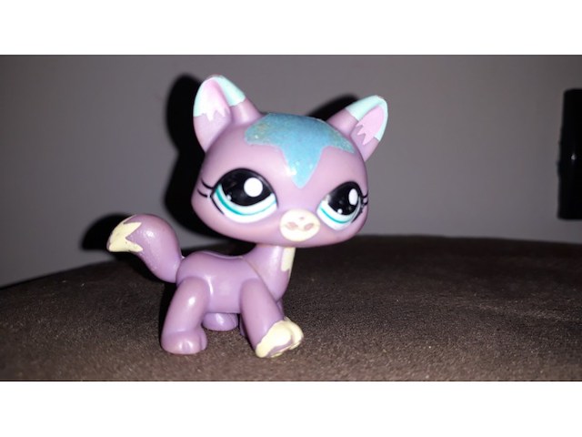 Littlest pet shop lps 143