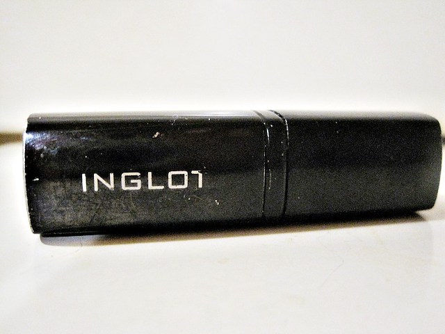 Inglot ruž