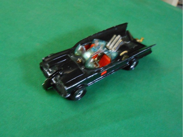 Batman Batmobile Corgi igračka 1960-ih