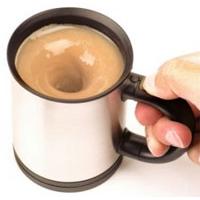 Šolja Za Kafu Sa Automatskim Mešačem