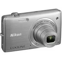 Nikon Digitalni Fotoaparat CoolPix S5200 silver