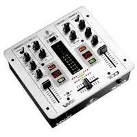 Behringer VMX100 - dvokanalna DJ mikseta