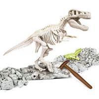 Clementoni skelet dinosaurusa T-Rex svetli u mraku