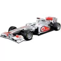 Bburago autić Formula 1 Vodafone McLaren Mercedes 2011. BU41203