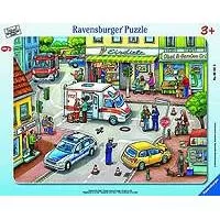 Ravensburger puzzle 9 delova -Uzbuna u gradu 06131