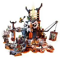 LEGO® Kocke NINJAGO Tamnice vrača Lobanje 71722