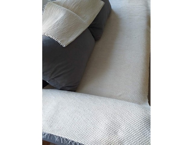 novi prekrivaci za trosed i fotelju - boja bele kafe