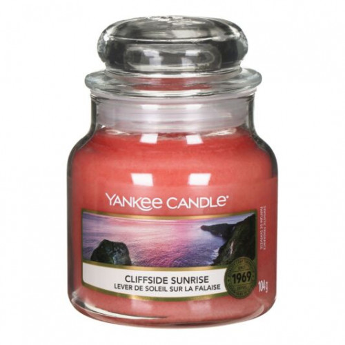 Mirisna sveća u tegli S - Cliffside Sunrise (nektarine, jagoda, hibiskus)