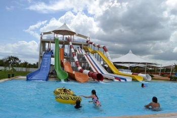AKVAPARK- tobogani i oprema za akvapark >> TOBOGAN MULTI SLIDE