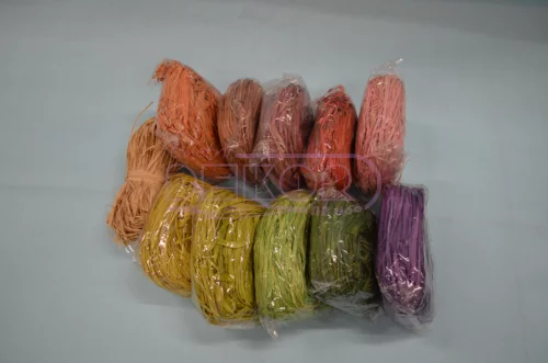 Rafija bojena 50g