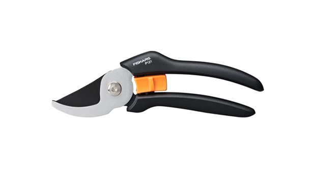 Voćarske makaze Fiskars P121