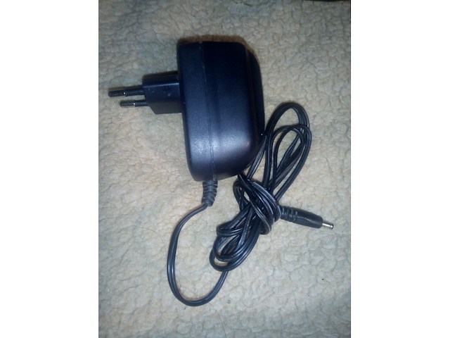 AC-DC Adapter 6V 1000mA GENEKO model:GEAC-061A