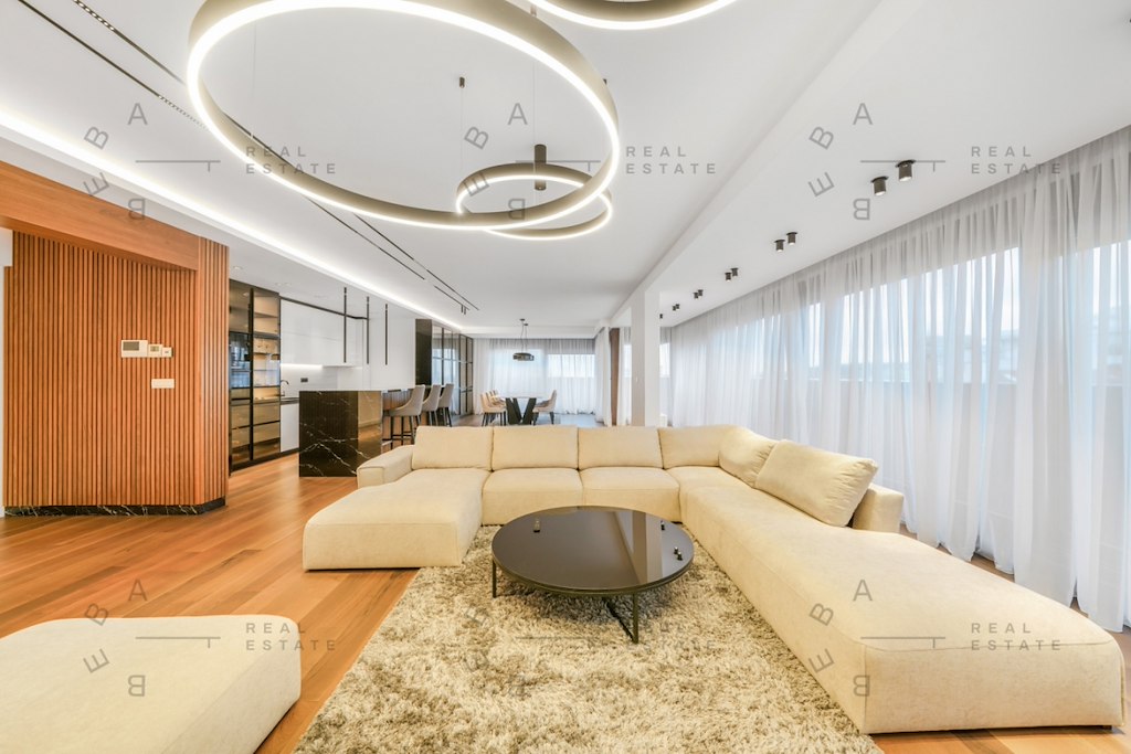 Lux 5. 0 / novogradnja /garaza / PENTHOUSE - HRAM