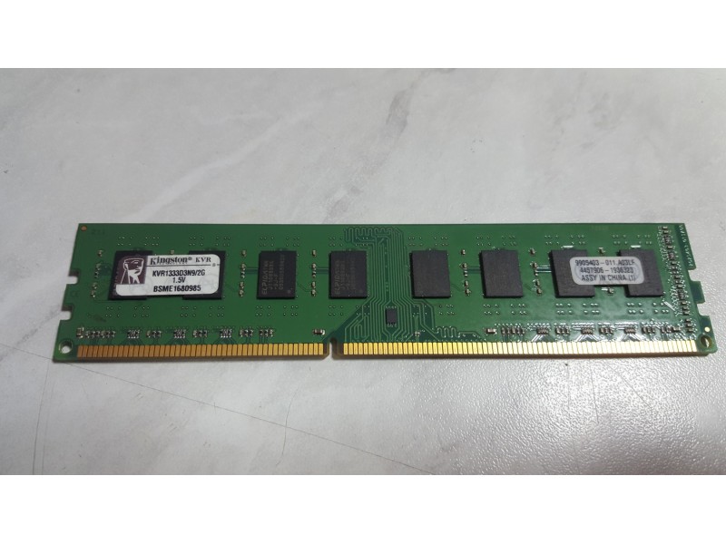 ddr3 2gb kingston 1333mhz ispravna