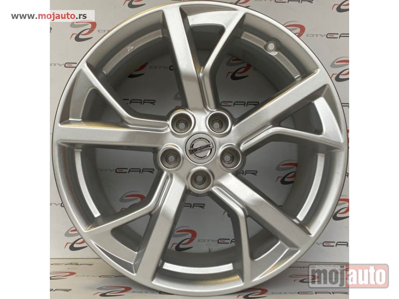 19 Alu felne Nissan 5x114,3, 19x8j, et50, cb 66