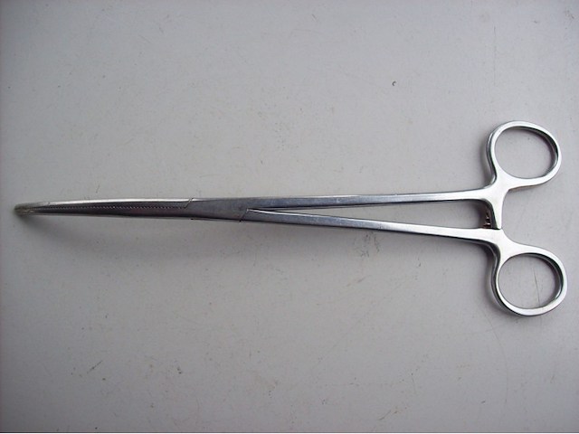 hirurski alat  ONEIDA - hvatalica  22,5 cm