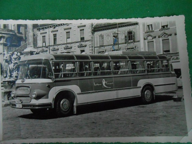 Stari Autobus  50/tih g.