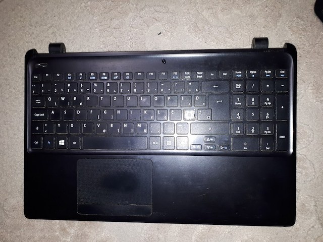 Delovi/Laptop Acer E1-532