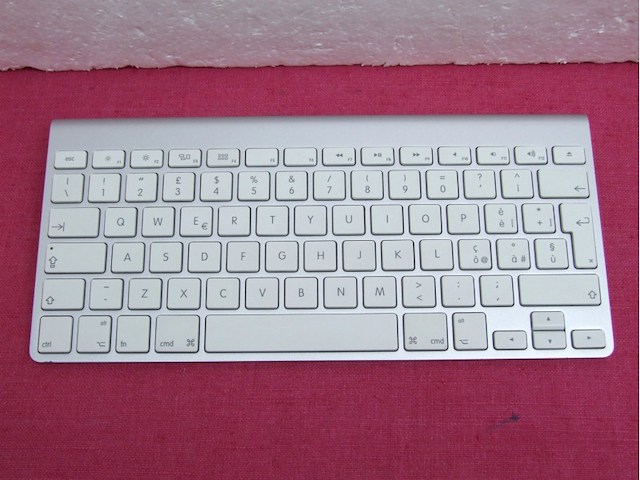 Apple A1314 bezicna blutut tastatura ORIGINAL