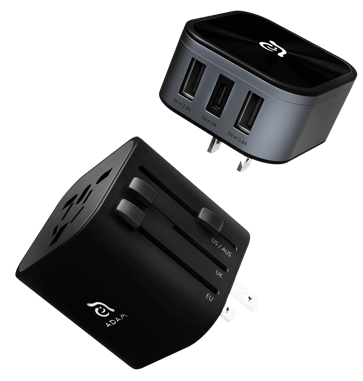 OMNIA T3 Universal travel adapter with USB-C and USB-A charging ports