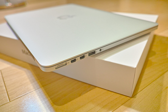 Apple MacBook Pro & Apple MacBook Air