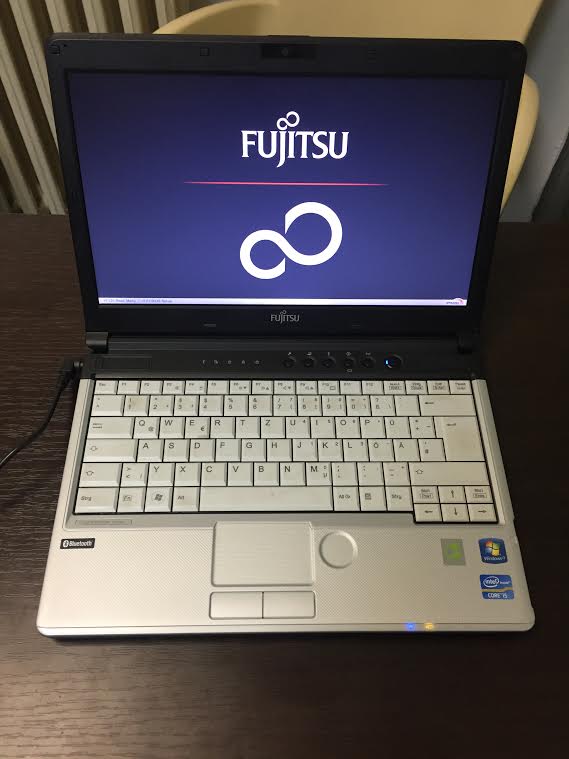 laptop Fujitsu Lifebook S761 i5 2g\4gb\160gb