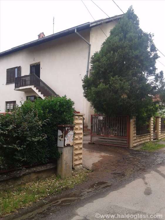 Kuća na prodaju u Smederevskoj Palanci, Kolonija