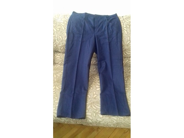 Radne pantalone vel.52